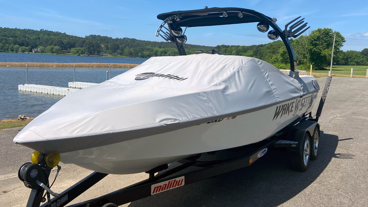 23Ft Gray Malibu Boat Cover | Illusion X/XS Tower | Marine-Grade Polyester